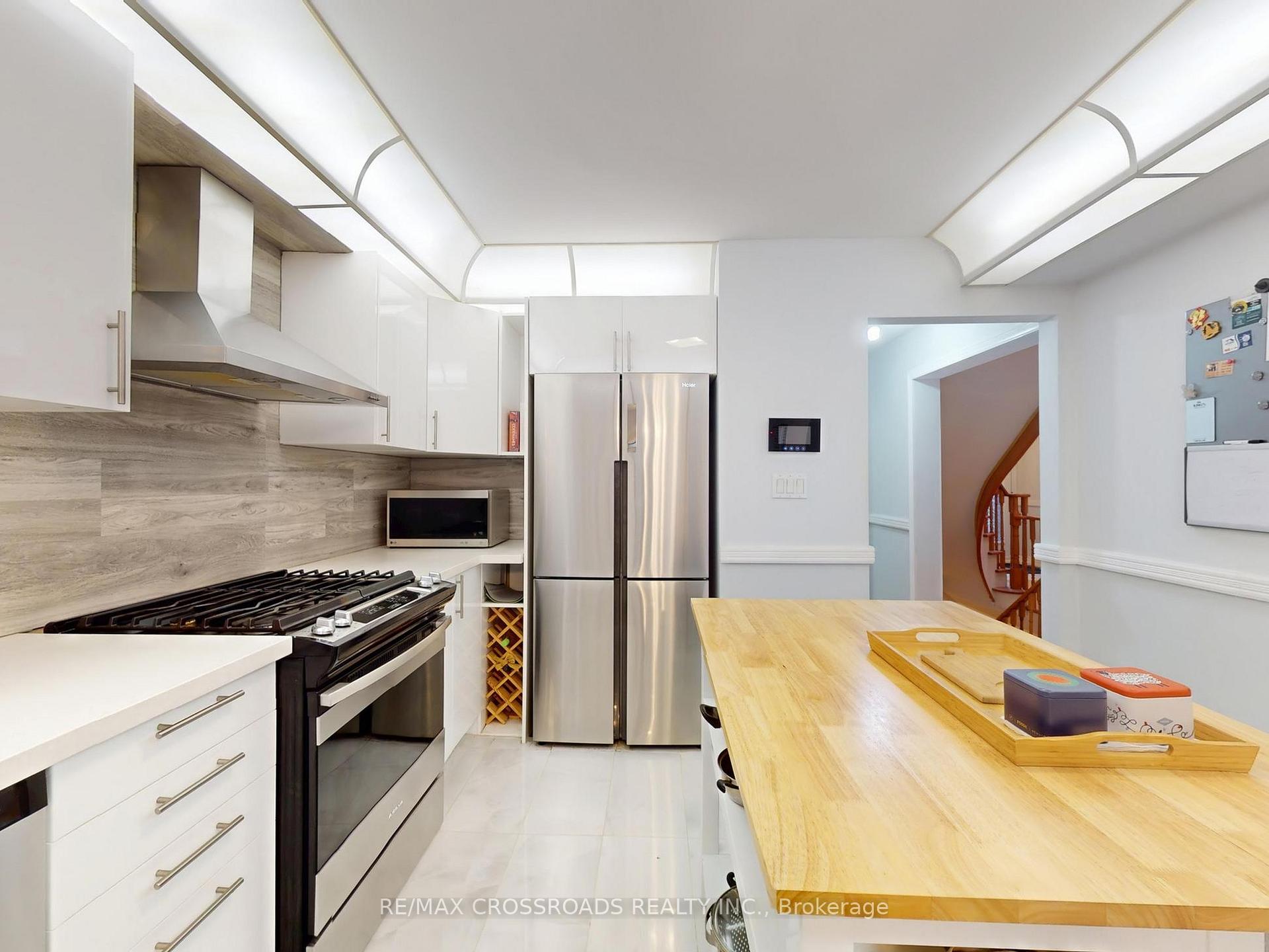 500 Lightfoot Pl Pickering near Sheppard/ White Rd N | Double Car ...