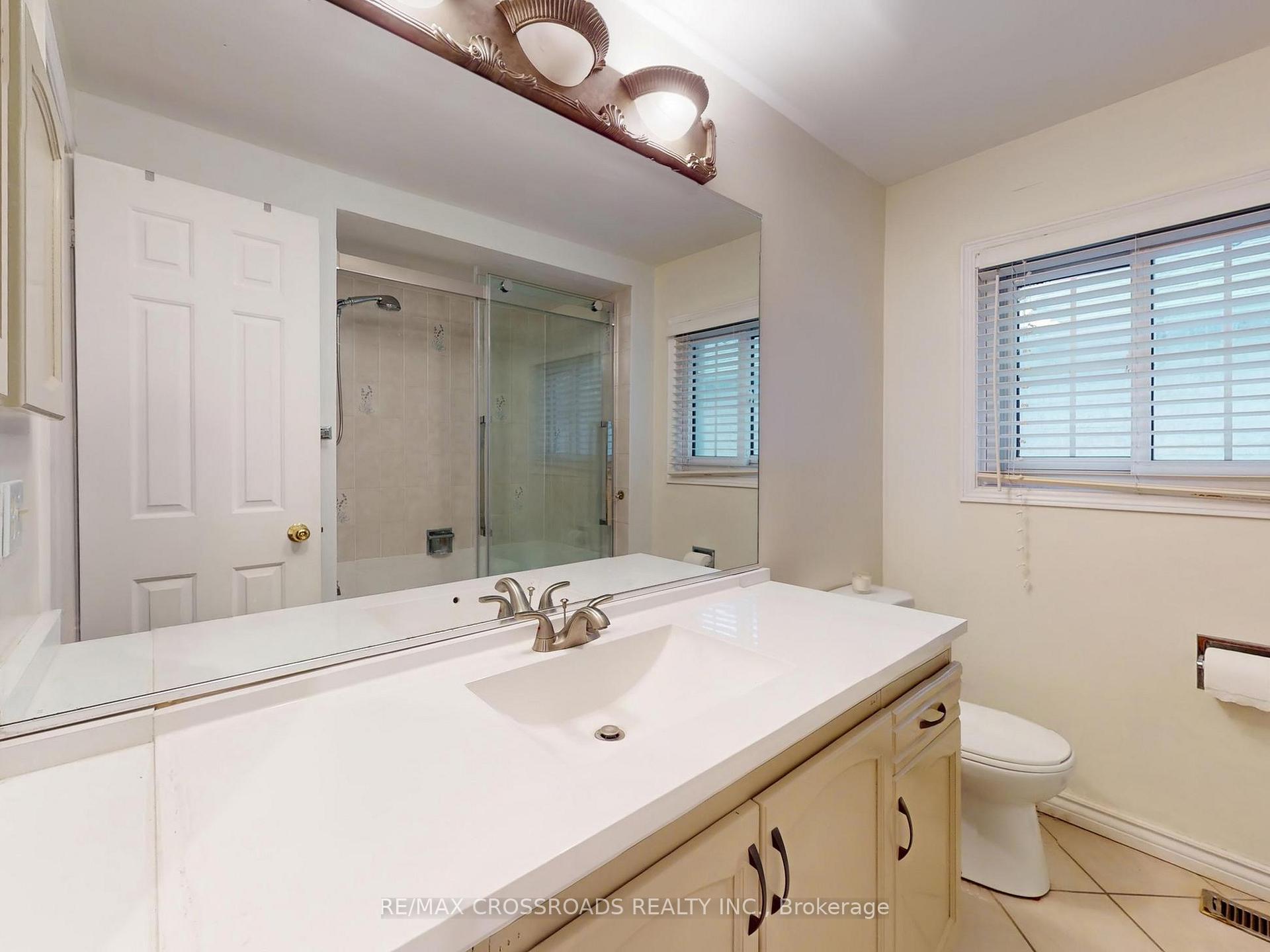 500 Lightfoot Pl Pickering near Sheppard/ White Rd N | Double Car ...