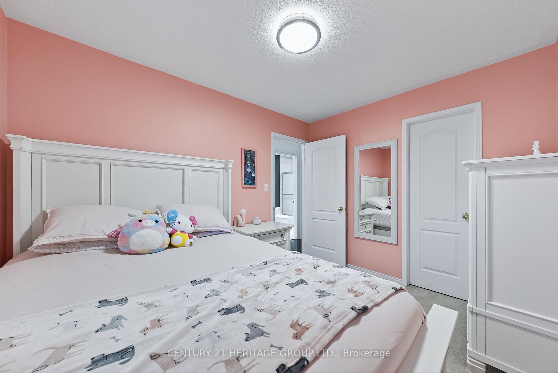 23 Long Point Dr Richmond Hill near Bloomington/Yonge | Single Car ...